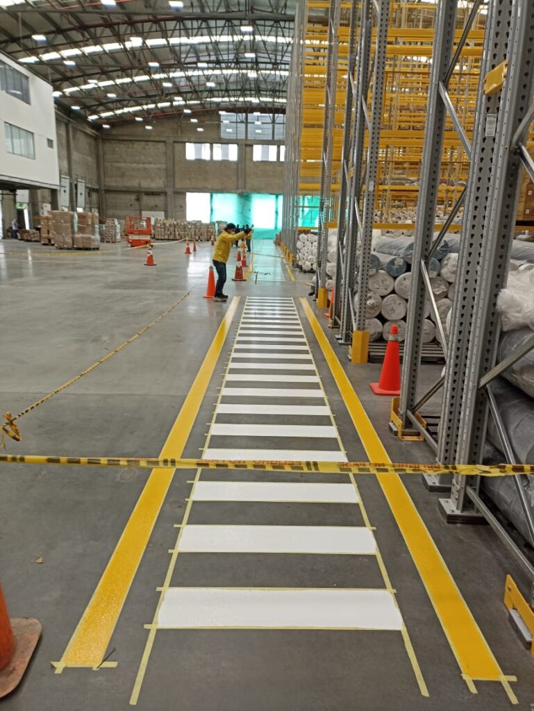 Señalización de bodegas - Señalización Vial